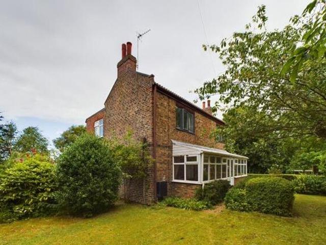 5 Bedroom Detached House For Sale In Thorngumbald