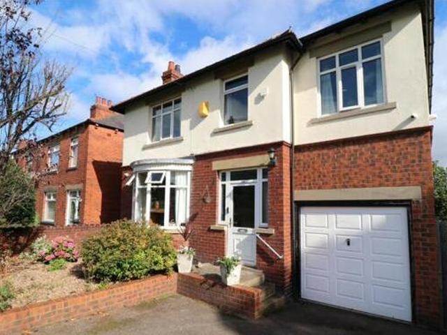 5 Bedroom Detached House For Sale In Thornhill, Dewsbury