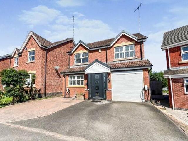 5 Bedroom Detached House For Sale In Tile Hill