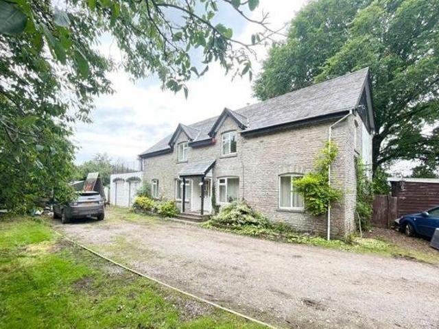 5 Bedroom Detached House For Sale In Treguff
