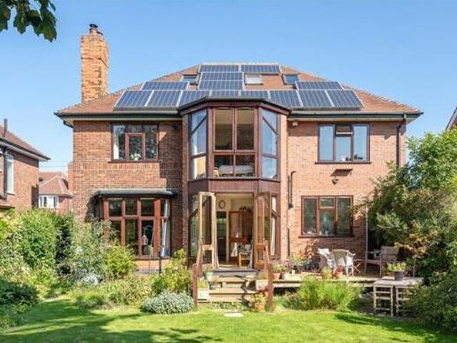 5 Bedroom Detached House For Sale In York
