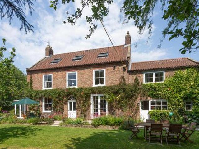 5 Bedroom Detached House For Sale In York, North Yorkshire