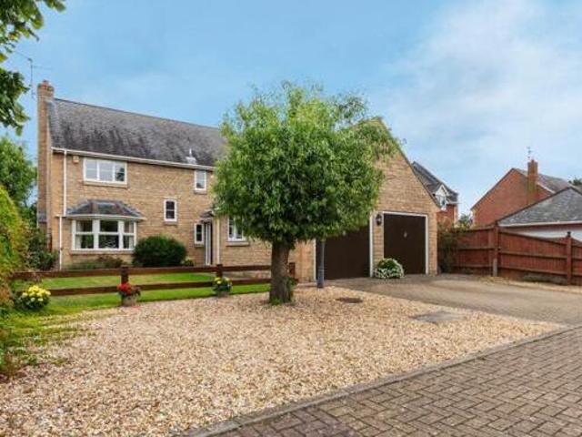 5 Bedroom Detached House For Sale In Yaxley