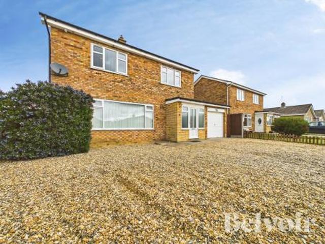5 bedroom Detached house To Let
