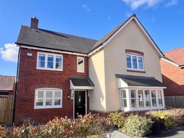 5 bedroom Detached house To Let