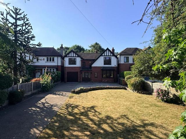 5 bedroom detached house to rent