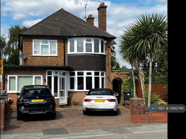 5 bedroom detached house to rent