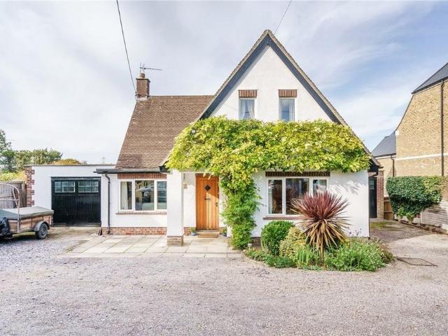 5 bedroom detached house to rent
