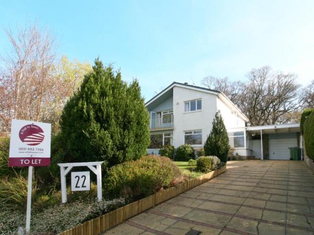5 bedroom detached house to rent