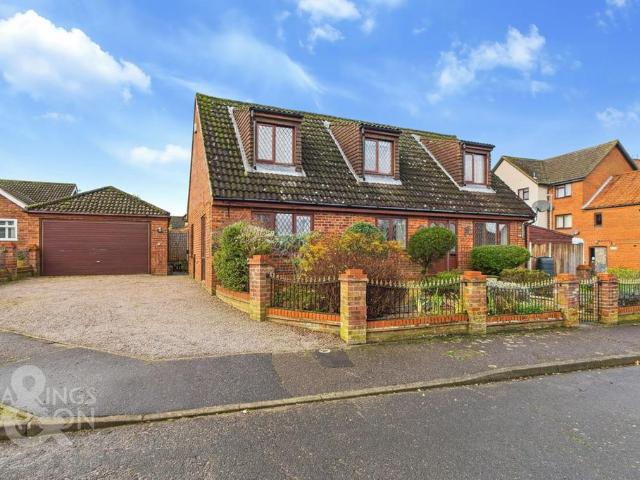 5 bedroom detached house to rent