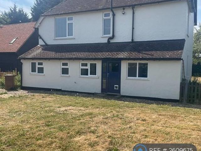 5 bedroom detached house to rent