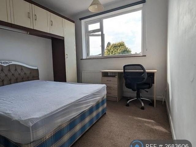 1 bedroom in a house share to rent