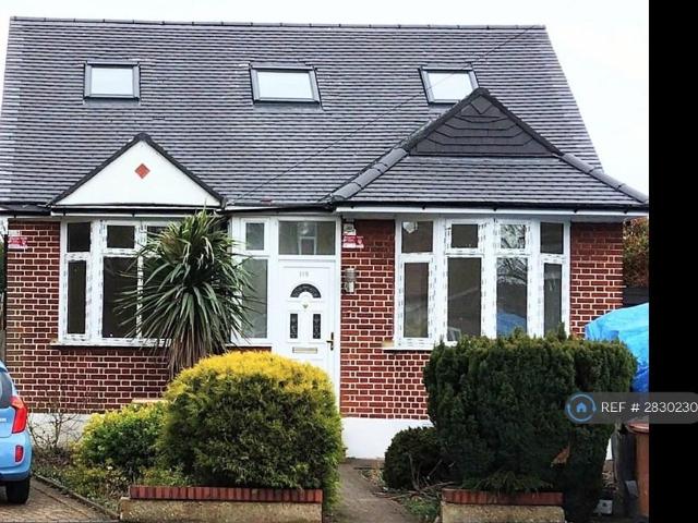 5 bedroom detached house to rent