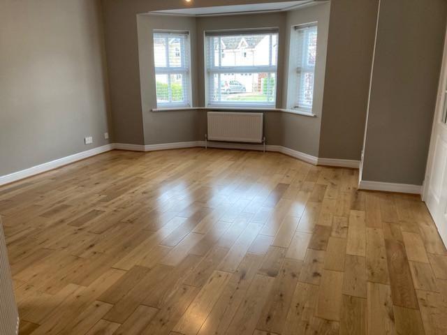 5 bedroom detached house to rent
