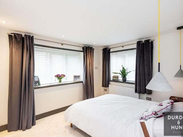 5 bedroom detached house to rent