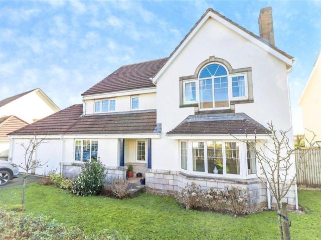 5 bedroom detached house to rent
