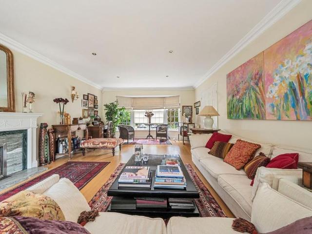 5 bedroom detached house to rent