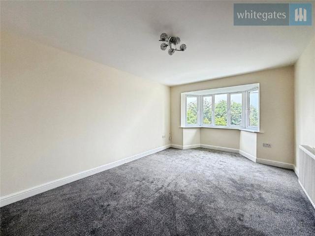 5 bedroom detached house to rent