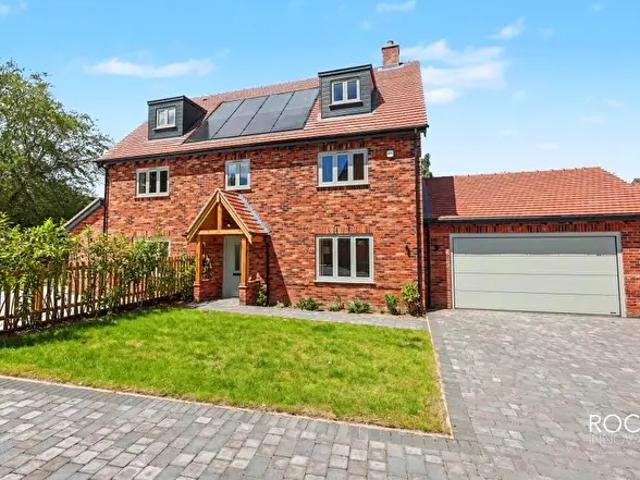 5 Bedroom Detached House To Rent In Wharf Farm Close, Dickens Heath, Solihull, B90