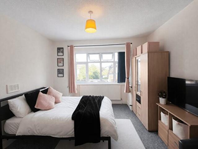 5 Bedroom Detached House To Rent In Arnesby Road, Lenton, Nottingham, NG7