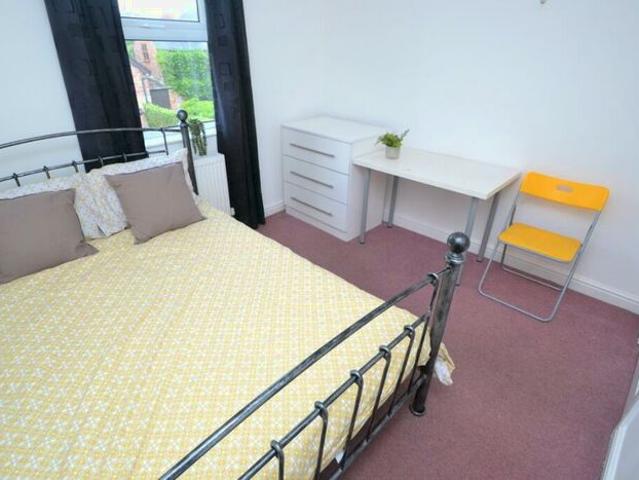 5 Bedroom Detached House To Rent In Bed Loughborough Road, West Bridgford, NG2