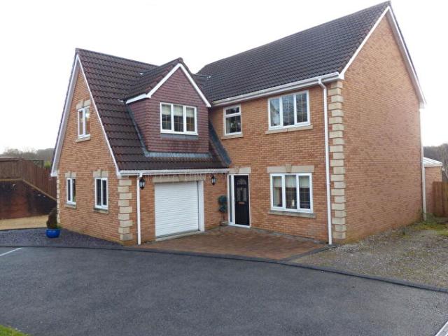 5 Bedroom Detached House To Rent In Chapel Wood Drive, CF72