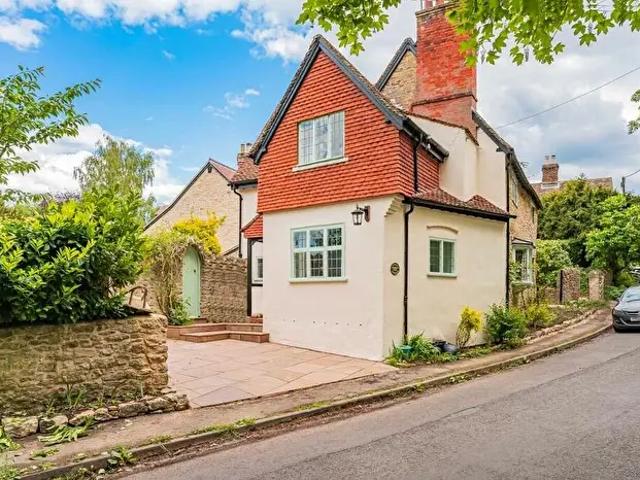 5 Bedroom Detached House To Rent In Church Road, Great Milton, OX44