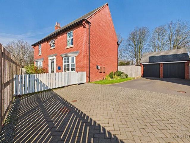 5 Bedroom Detached House To Rent In Galloway Road, Drakelow, Burton On Trent, DE15