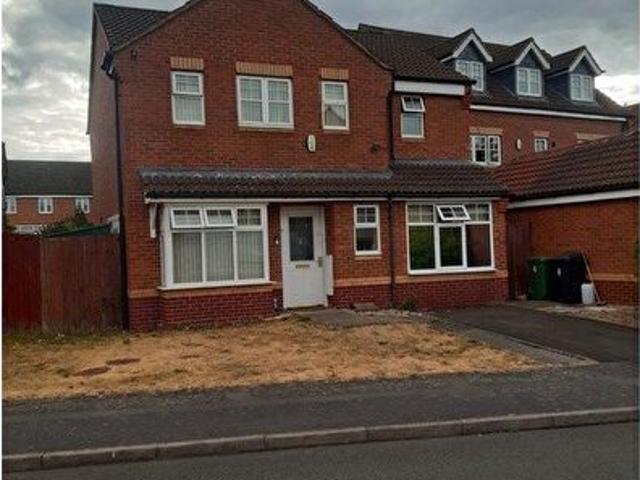 5 Bedroom Detached House To Rent In Marston Green, B37