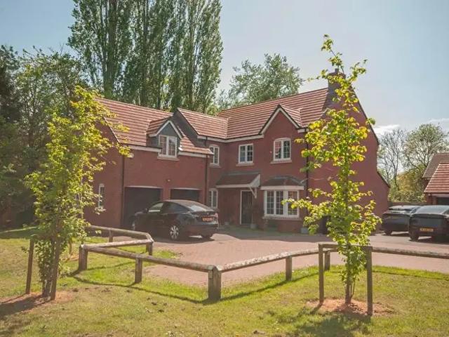 5 Bedroom Detached House To Rent In Potsford Road, Cawston, Rugby, CV22