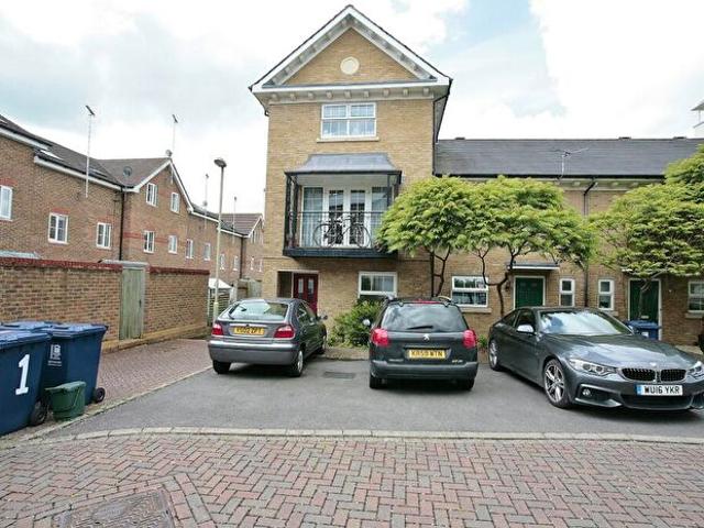 5 Bedroom Detached House To Rent In Reliance Way, Oxford, Oxford, Oxfordshire, OX4