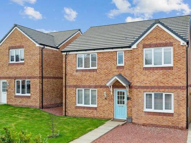 5 bedroom detached villa for sale in 17 Penny Crescent Cowglen G43 1DR G43