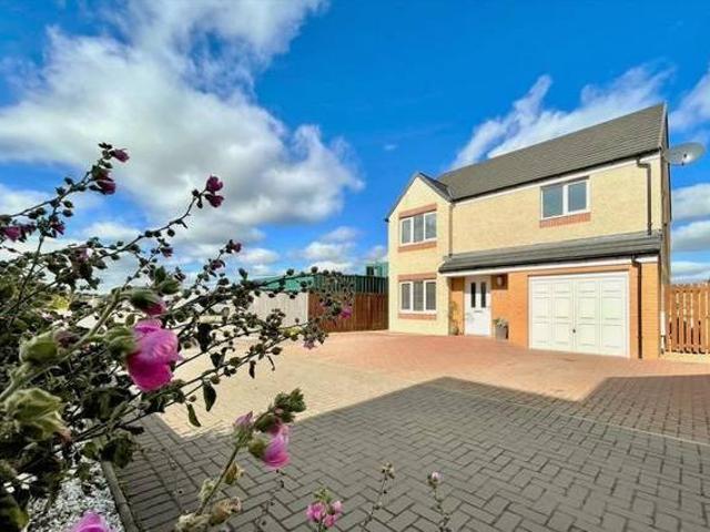 5 bedroom detached villa for sale in 68 Acremoar Drive Kinross Kinrossshire KY13