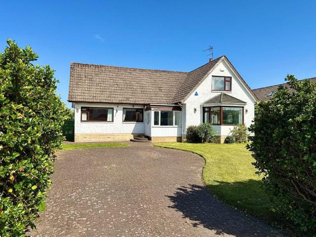 5 bedroom detached villa house for sale