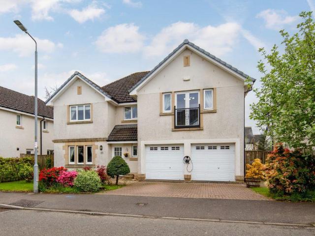 5 bedroom detached villa house for sale