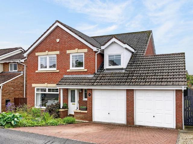 5 bedroom detached villa house for sale