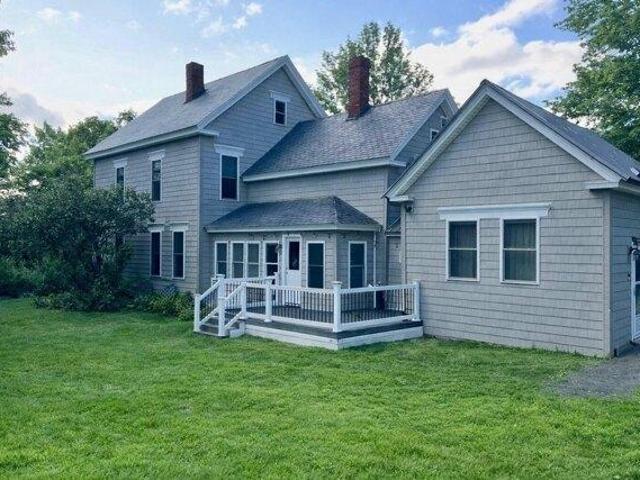 5 bedroom, Dexter ME 04930 LS102562851