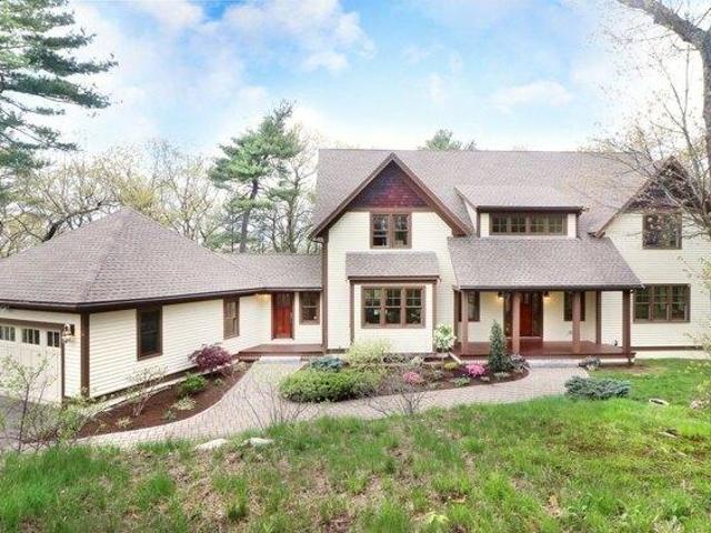 5 bedroom, Dedham MA 02026 LS102822979