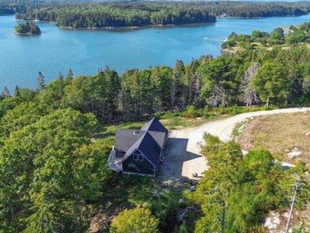 5 bedroom, Deer Isle ME 04627 LS103073067