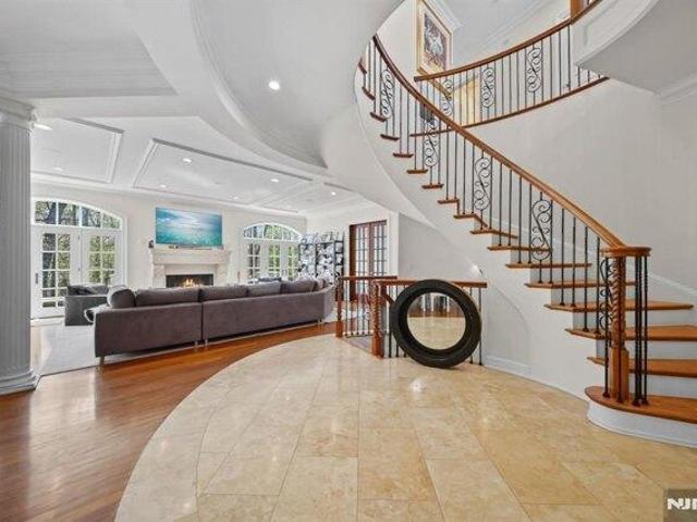 5 bedroom, Demarest NJ 07627 104651314