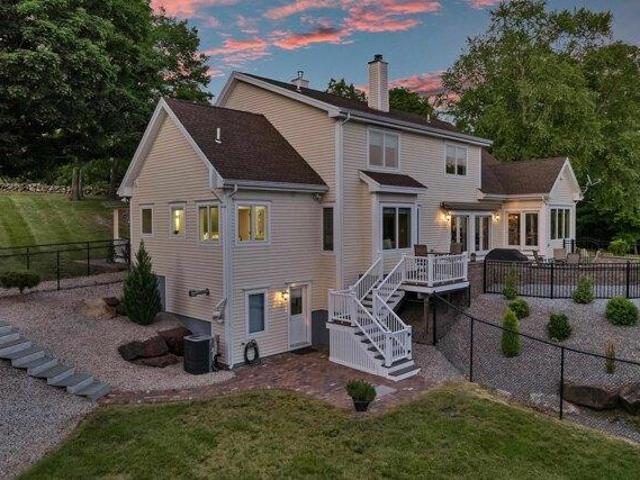 5 bedroom, Dunbarton NH 03046 105080281