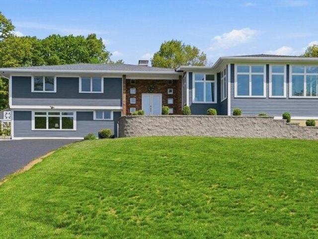 5 bedroom, Dunstable MA 01827 LS102860071