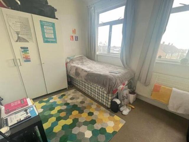 5 Bedroom Duplex For Sale In London