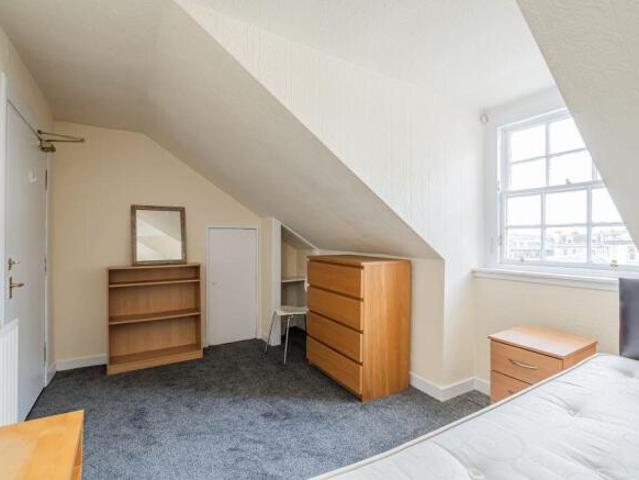 5 bedroom duplex for sale in 7 3F1 Academy Street, Edinburgh, EH6 7EE, EH6