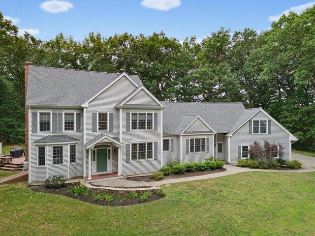 5 bedroom, Durham NH 03824 104568847