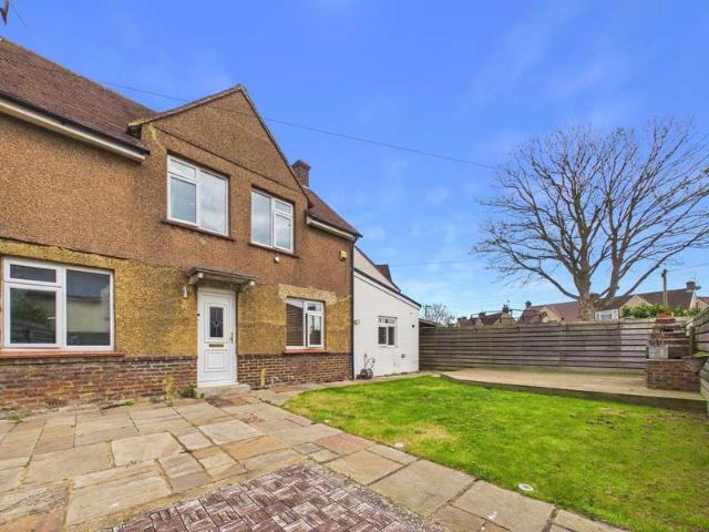 5 Bedroom End Of Terrace House