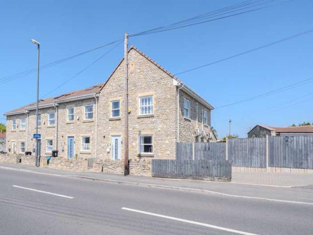 5 Bedroom End Of Terrace House