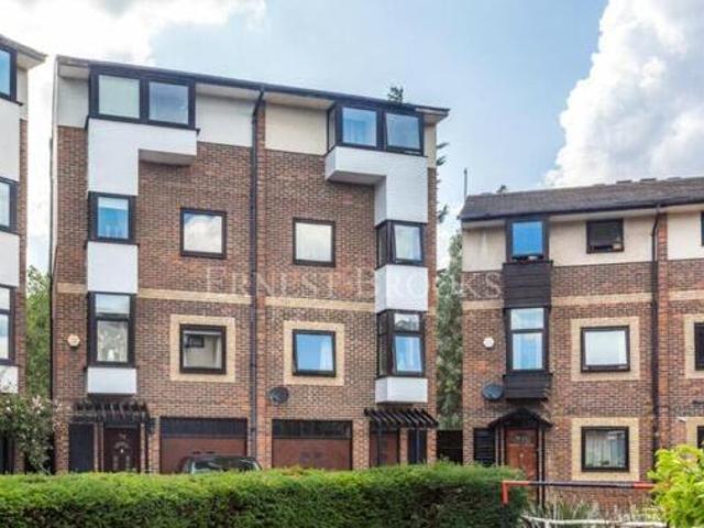5 Bedroom End Of Terrace House For Rent In Canary Wharf