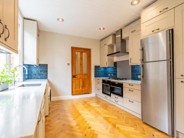 5 bedroom end of terrace house for rent in Britton Avenue, St. Albans, Hertfordshire, AL3