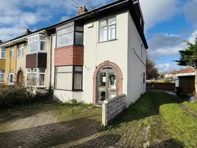 5 bedroom end of terrace house for rent in Elm Park, Filton, B.